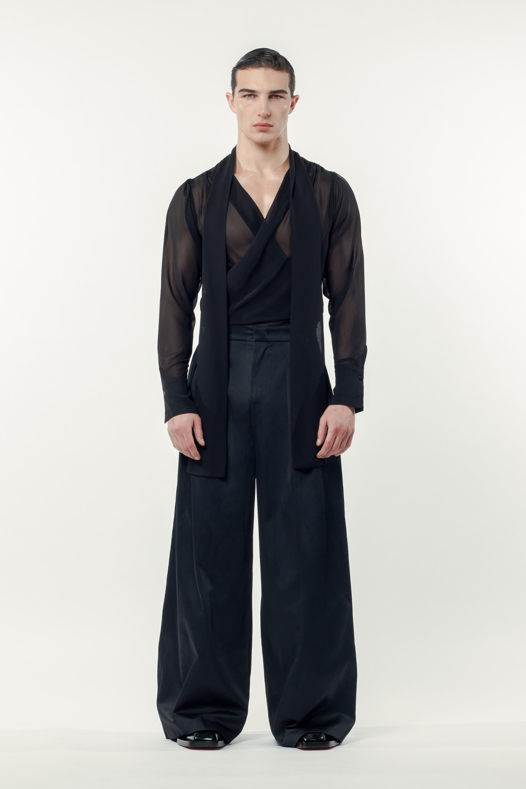 Luca Bow Shirt Black